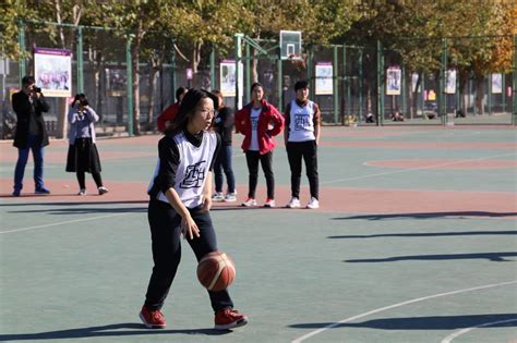 女篮战报 力克强敌 昂首出线比赛