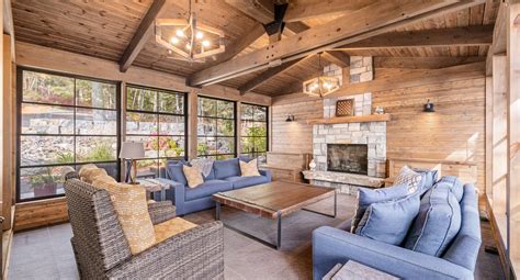 Southern Exposure Cornerstone Timberframes