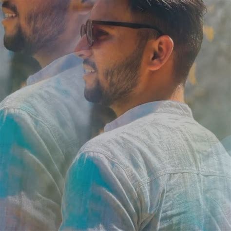 Neelesh Babu Uk 09 Youtube