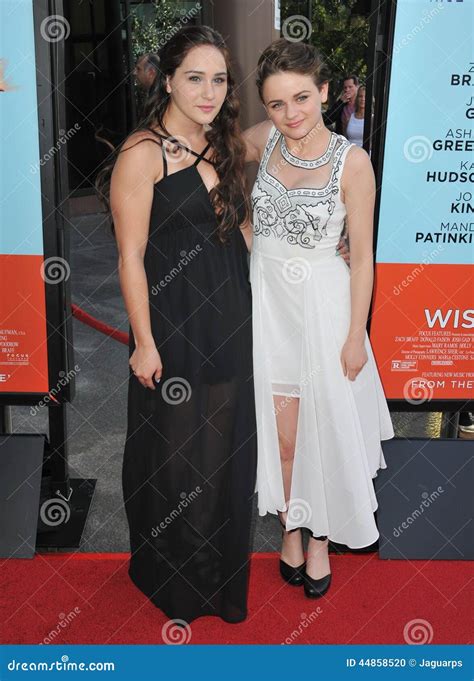 Joey King And Kelli King Editorial Image Image Of Sister 44858520