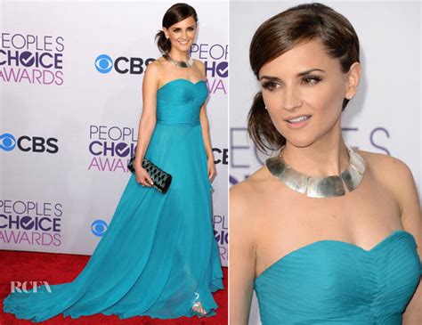 Rachael Leigh Cook In Oliver Tolentino 2013 Peoples Choice Awards