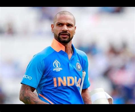 India Vs Australia 3rd Odi Shikhar Dhawan Hurts Left Shoulder Walks