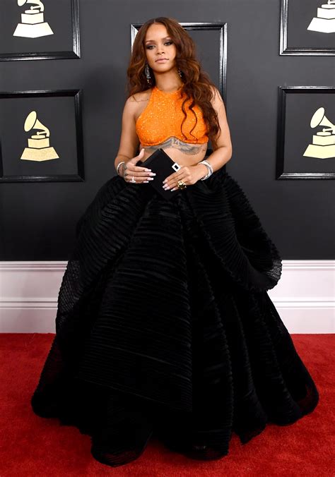 25 Iconic Rihanna Outfits The Best Rihanna Style Ideas To Steal