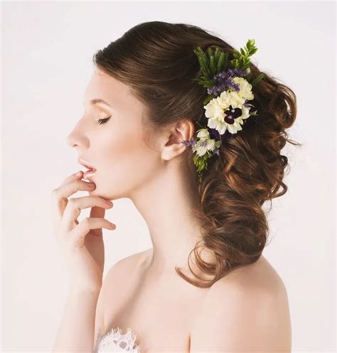 17 Chic Wedding Hairstyles For Thin Haired Brides