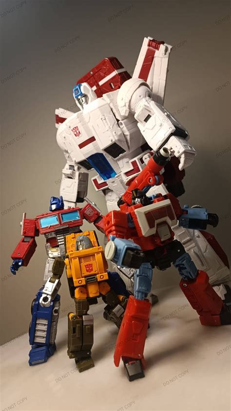 Siege Jetfire R Transformers