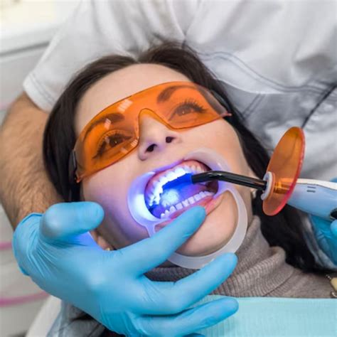 Manage Tooth Sensitivity After Whitening Treatments Guide