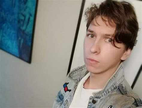 Reggie Lion Cam Model Free Live Sex Show And Chat Stripchat