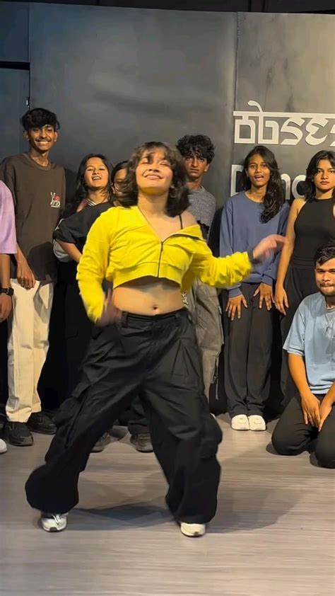Pin By Drama Queen On Dance Like This 😫 New Dance Video Snap Dance