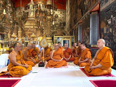 สำนักงานเจ้าคณะใหญ่หนตะวันออก วัดไตรมิตรวิทยาราม วรวิหาร