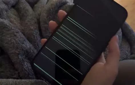 IPhone 14 Horizontal Lines On Screen When Waking Up Fix