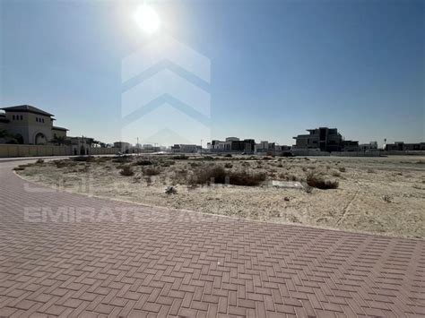 أرض فضاء للبيع في الامارات 16494 الإمارات للمزادات