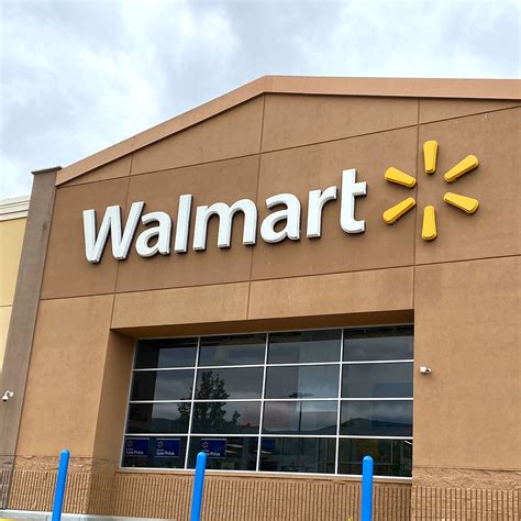 Walmart Just Raised Its Minimum Wage—what Does This Mean For Retail Workers Everywhere