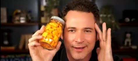 Magician Comedian Justin Willman Shares Unbelievable Optical Illusions