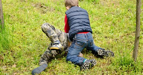 Niemcy Policja interweniowała w sprawie agresywnego 5 latka w przedszkolu