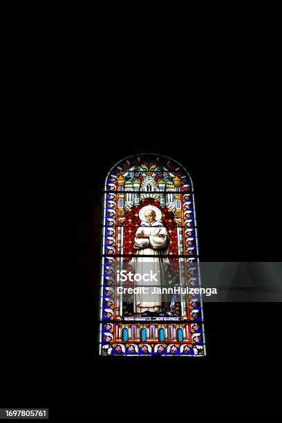 Lansenvercors 프랑스 스테인드 글라스 창 Saintbarthélemy 교회 0명에 대한 스톡 사진 및 기타 이미지