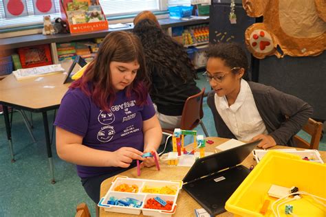 Students Use Robotics In Dps Coding Club East Greenbush Csd