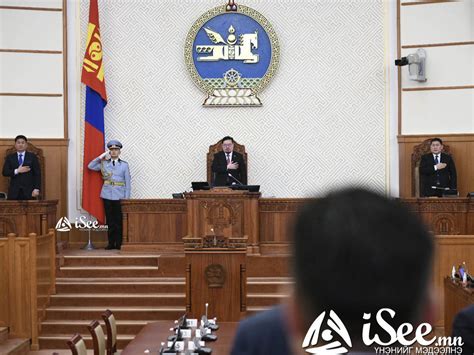 ШУУД Англи хэлийг судлах үндсэн гадаад хэл хэмээн хуульчлах Боловсролын ерөнхий хуулийг