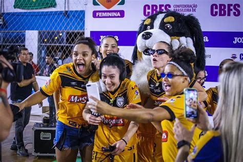 Equipe Taboão Magnus é Tricampeã Da Copa Do Brasil De Futsal Feminino