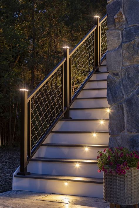 Modern Hog Wire Deck Railing Blending Style And Durability