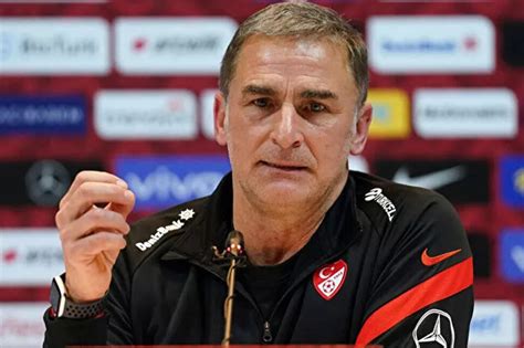 Stefan Kuntz Kimdir Aslen Nereli Eski Milli Takım Hocası Kuntz Kaç Yaşında Stefan Kuntz