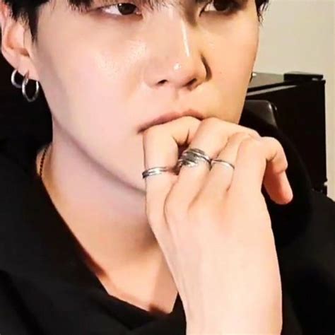 Pin By Isabel On Suga Yoongi Min Yoongi Honey Skin