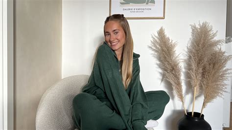 Reizdarm Kackfluencerin Kiki über Tabus und Kacken beim Dating