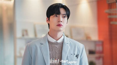 Baek Jin Hee Ahn Jae Hyun Cha Joo Young And Jung Eui Jae Share