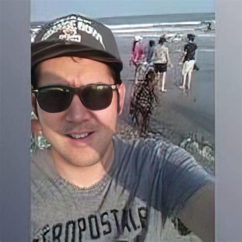 Jaison Francisco Medium