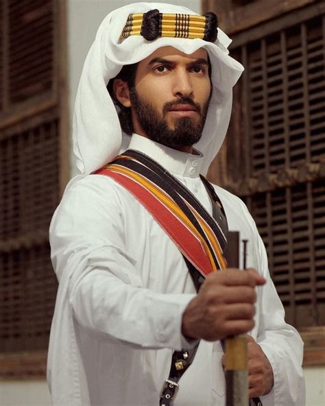 من هو راجح الحارثي مقدم برنامج سعودي ايدول وهذا موعد العرض حلوة