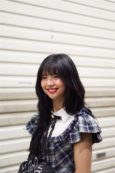 Pin By Jkt Members On Helisma Putri Elis Event Person