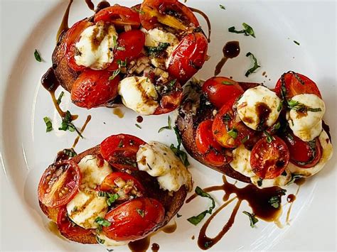 Tomato And Mozzarella Bruschetta With Balsamic Drizzle Jennifer Cooks