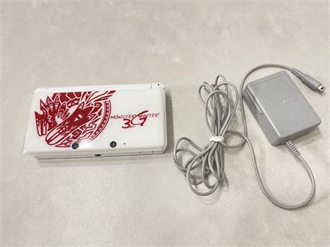 【限定品】3ds 本体 モンハン3g モンスターハンター Sd付き メルカリ