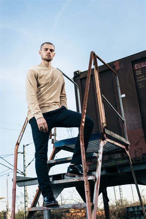 Robin G Amaze Models