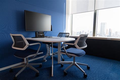 【日本オラクル】未踏マーケットへの参入と、柔軟で効率的な働き方の実現に向けて。新たな一歩を支える革新的なオフィス「oracle Digital Hub Tokyo」とは｜officee