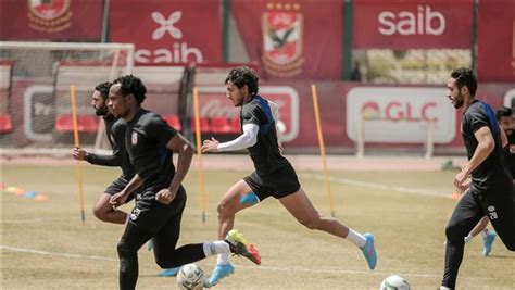 الأهلي يدخل معسكرا مغلقا استعدادا لمواجهة الهلال السوداني غدا