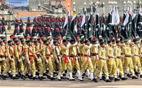 مسلح افواج کی پریڈ۔او آئی سی کے وزرائے خارجہ مدعو