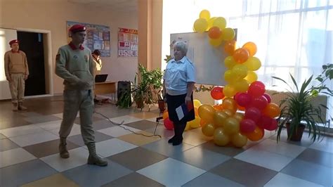 Церемония выноса флага Российской Федерации в школе Youtube