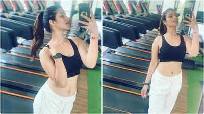 Mahima Gupta Shows Her Perfect Curves In Stylish Gym Outfit Bhojpuri Movie News Times Of India