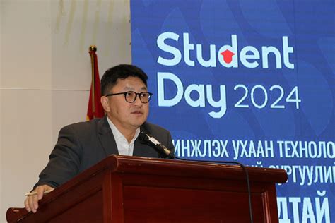 Эрчим хүчний дэд сайд М Баярмагнай салбарын оюутнуудтай уулзалт хийлээ