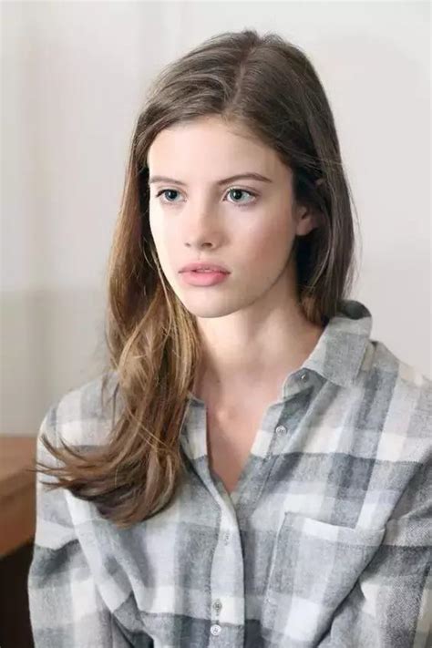 真的只有16歲？美得不可方物！ 每日頭條