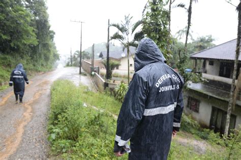 Joinville Registrou Pontos De Alagamento E Mantém Alerta Para Risco De