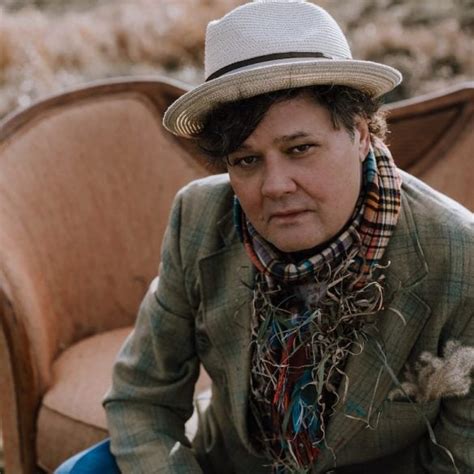 Ron Sexsmith Abandons Contentment For A Rawer Worldview On Hangover Terrace Klof Mag