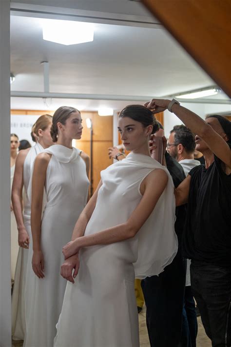 Angelos Bratsis Carte Blanche And Haute Couture Brides Protothema English