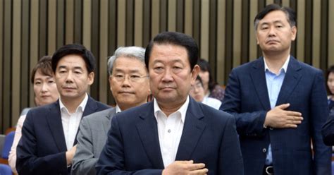 對與 전면전 나선 국민의당역풍 우려는 여전