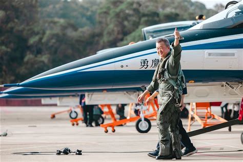勇鷹交機達標 厚實空防能量 軍聞 勇鷹交機達標 厚實空防能量 青年日報