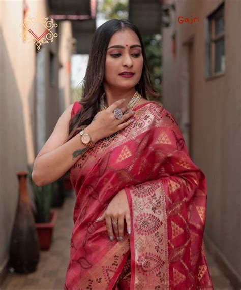 Party Wear Weaving South Indian Silk Sarees 63 M With Blouse Piece