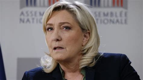 Retraites Marine Le Pen porte plainte après des appels malveillants visant des députées RN