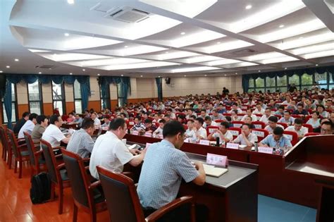 温州市教育系统暑期干部读书会在我校隆重举行发展