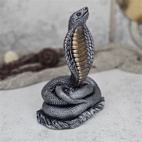 Статуэтка Змея Кобра Большая серебристо бронзовая купить на Ozon по