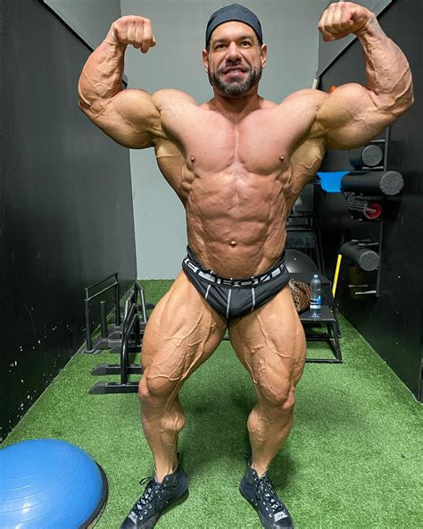 Steve Kuclo Bodybuilder Height Age Weight Wife Olympia Tikkay Khan